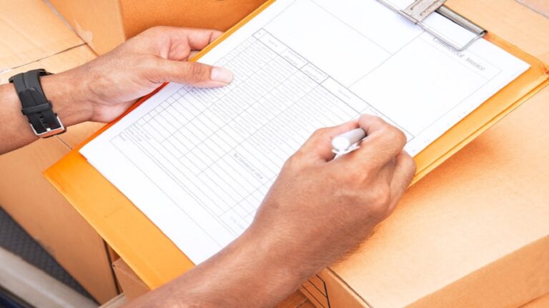 Pengertian, Fungsi, dan Contoh dari MSDS yang Wajib Diketahui